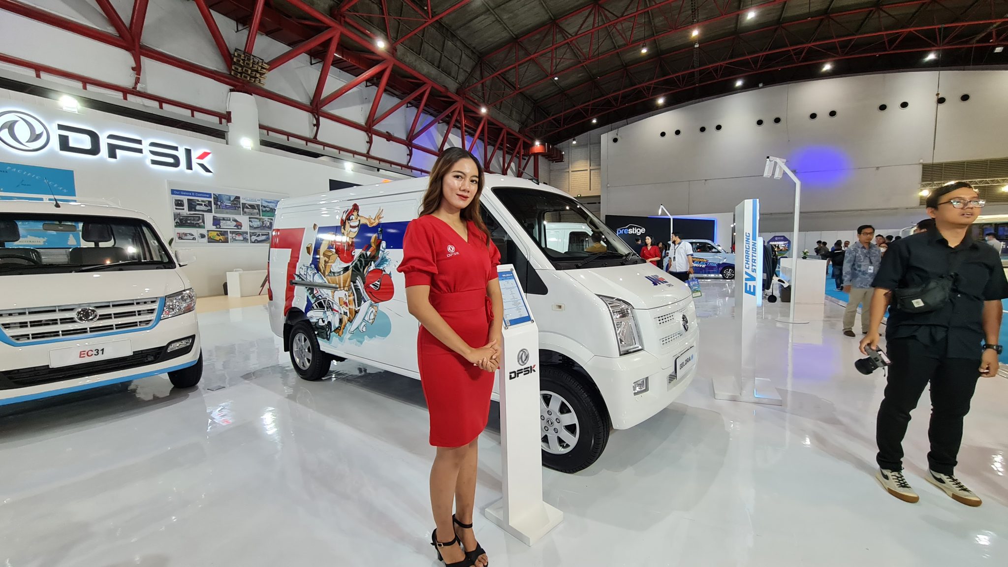 PLN builds 113 24-hour EV charging stations in Jakarta, accelerating ...